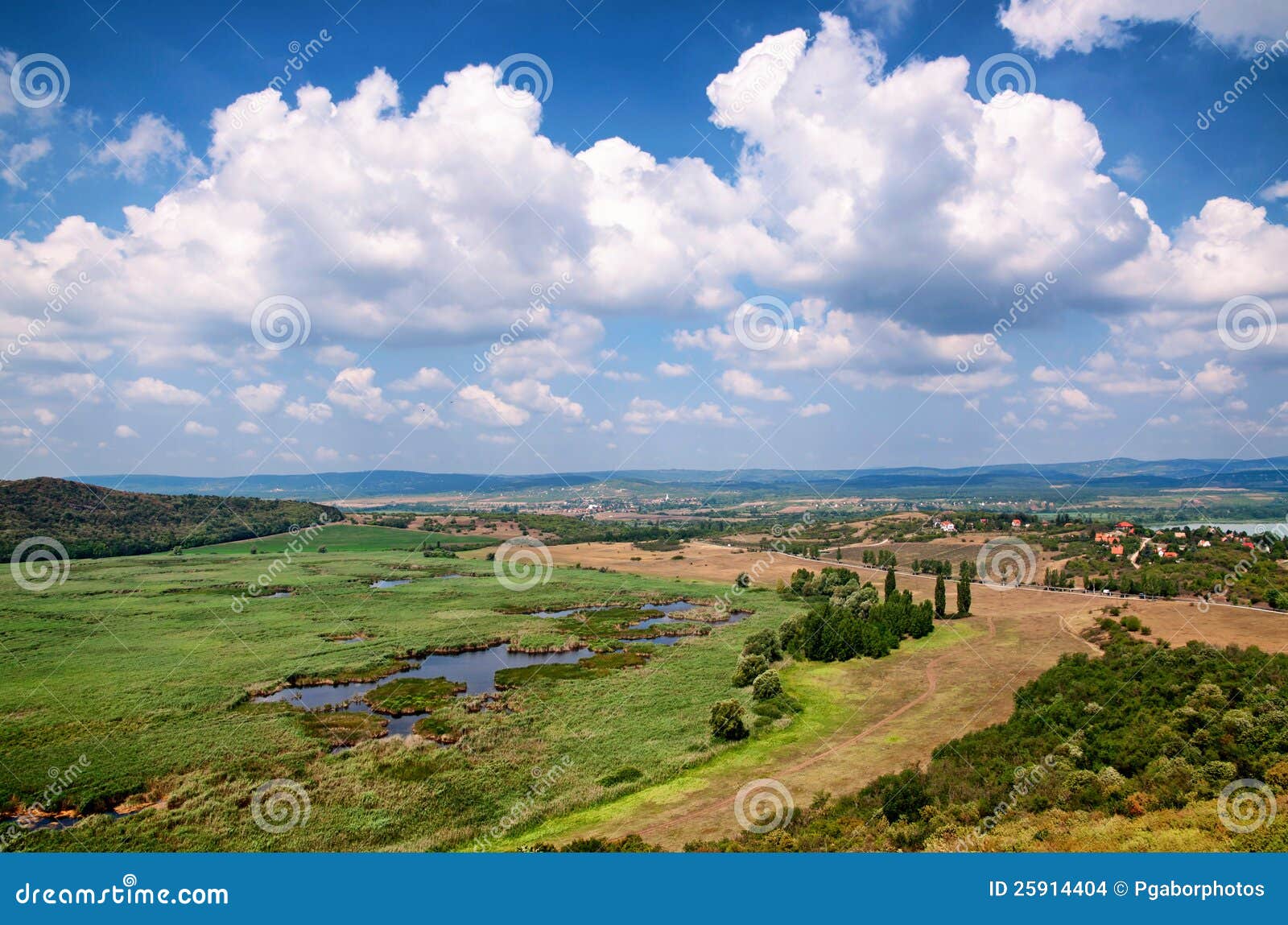 Landschaft in Tihany in See Balaton, Ungarn Stockfoto - Bild von ...