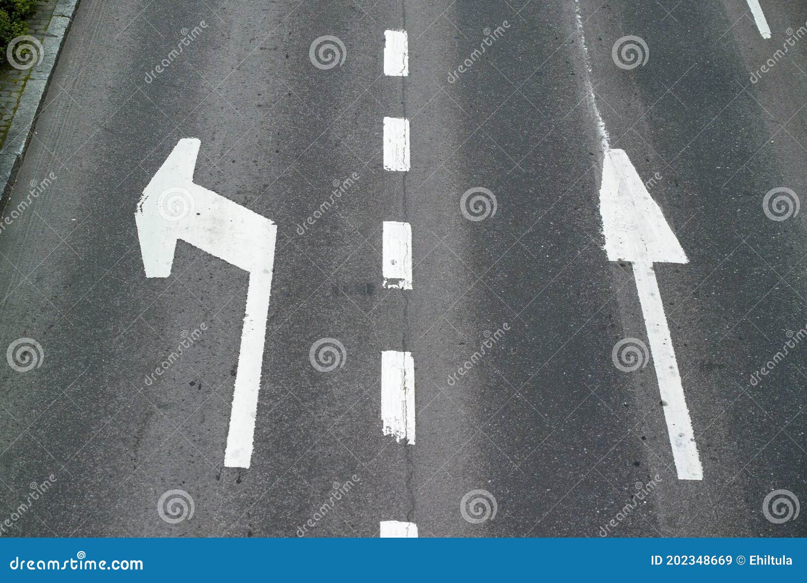 Lane arrows on tarmac stock image. Image of mark, choice - 202348669
