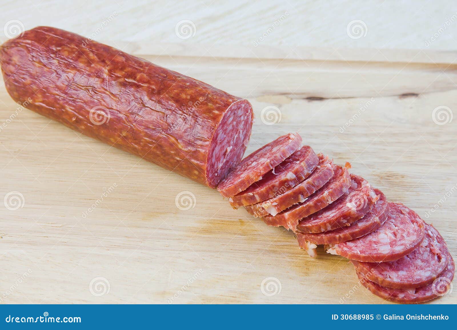 Lang Brood De Gerookte Worst Stock Afbeelding - Image of één ...