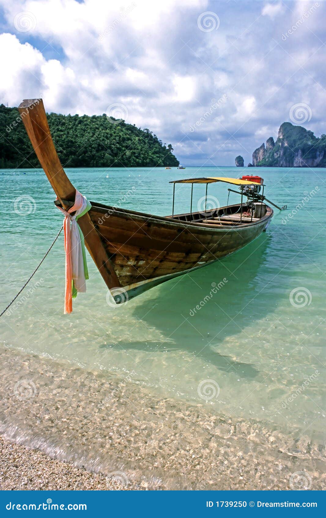 Lange Boot - Phi Ko Phi Trekt, Thailand Aan Stock Foto - Image of azië ...