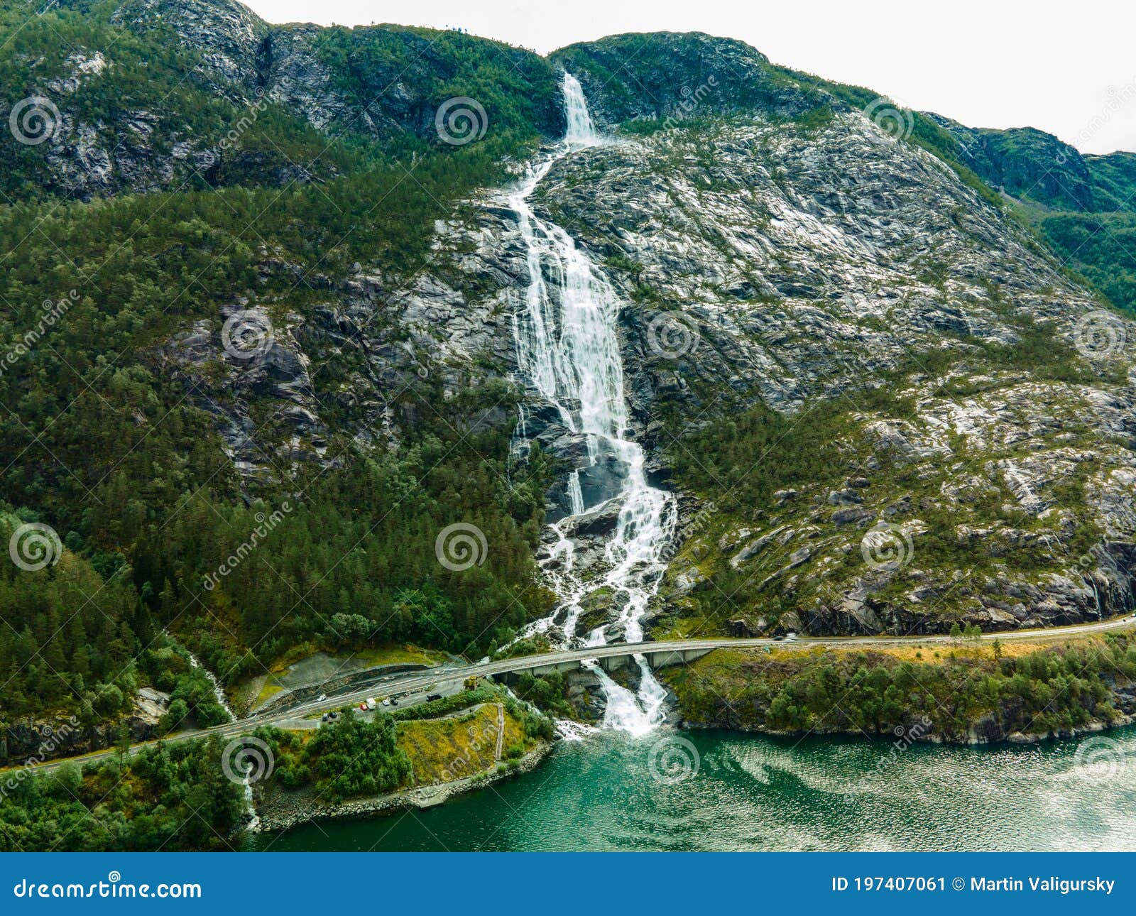 Langfoss Langfossen is the Fifth Highest Waterfall in Norway Stock ...