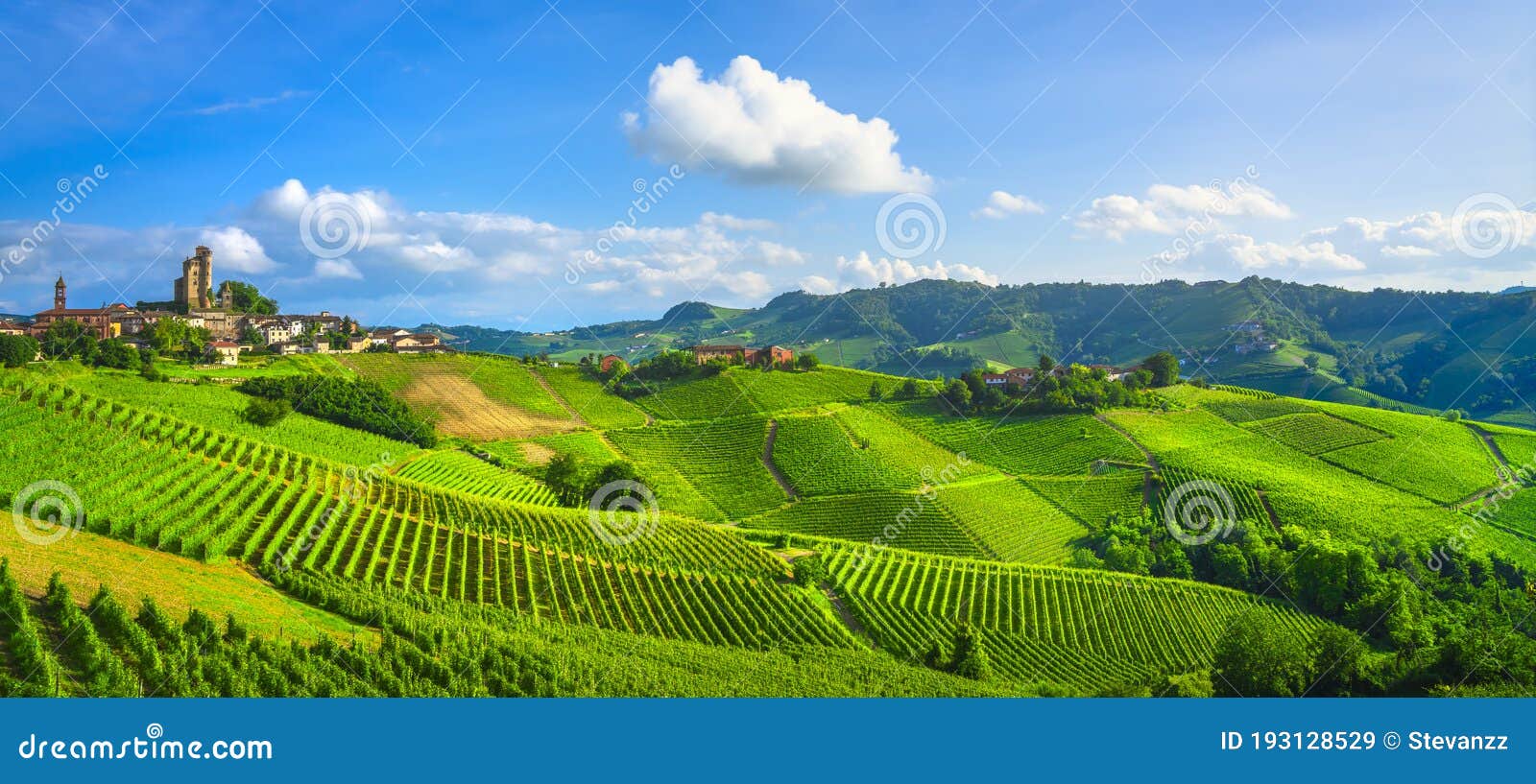 Langhe Vineyards Panorama, Serralunga Alba, Piedmont, Italy Europe ... Langhe Vineyards Panorama, Serralunga Alba, Piedmont, Italy Europe ...