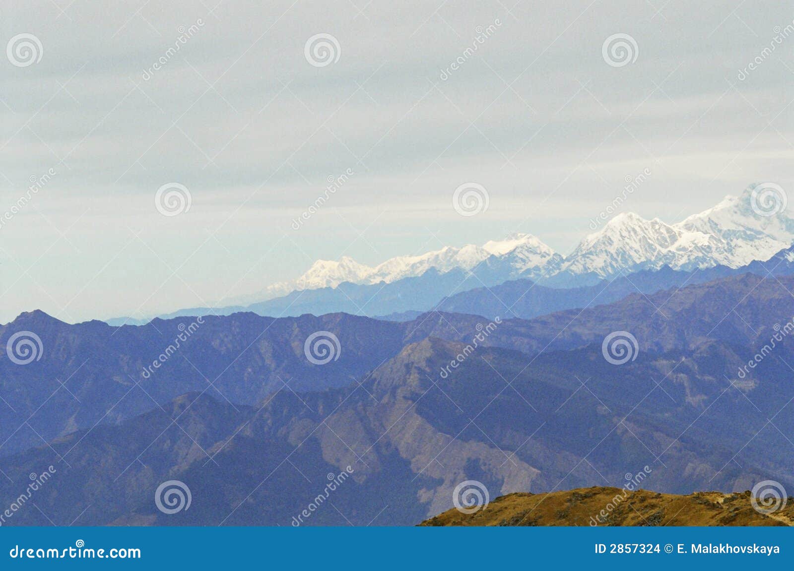 Lantang mountains stock photo. Image of peaks, capped - 2857324