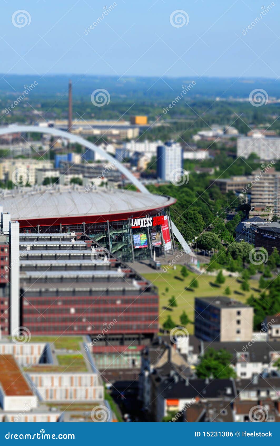 The Lanxess Arena editorial photo. Image of architecture - 15231386