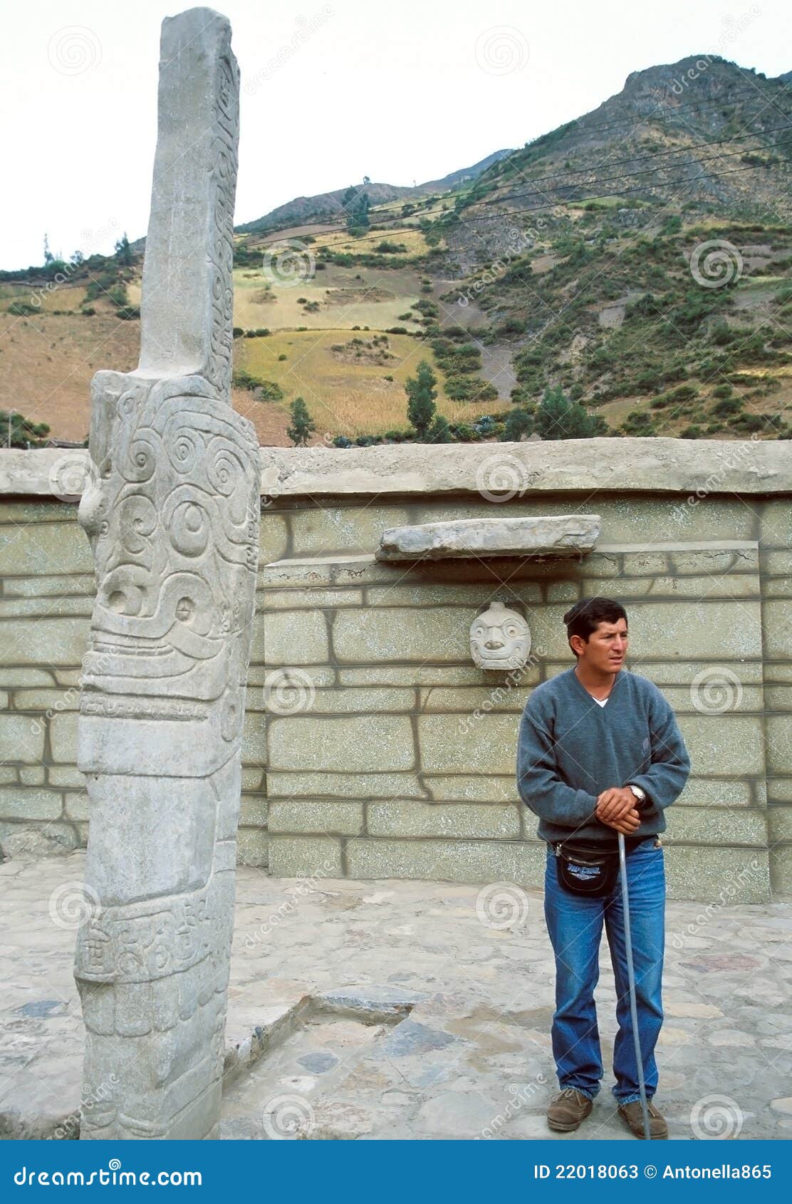 The Lanzón Stela At Chavín De Huántar Editorial Stock Photo - Image ...