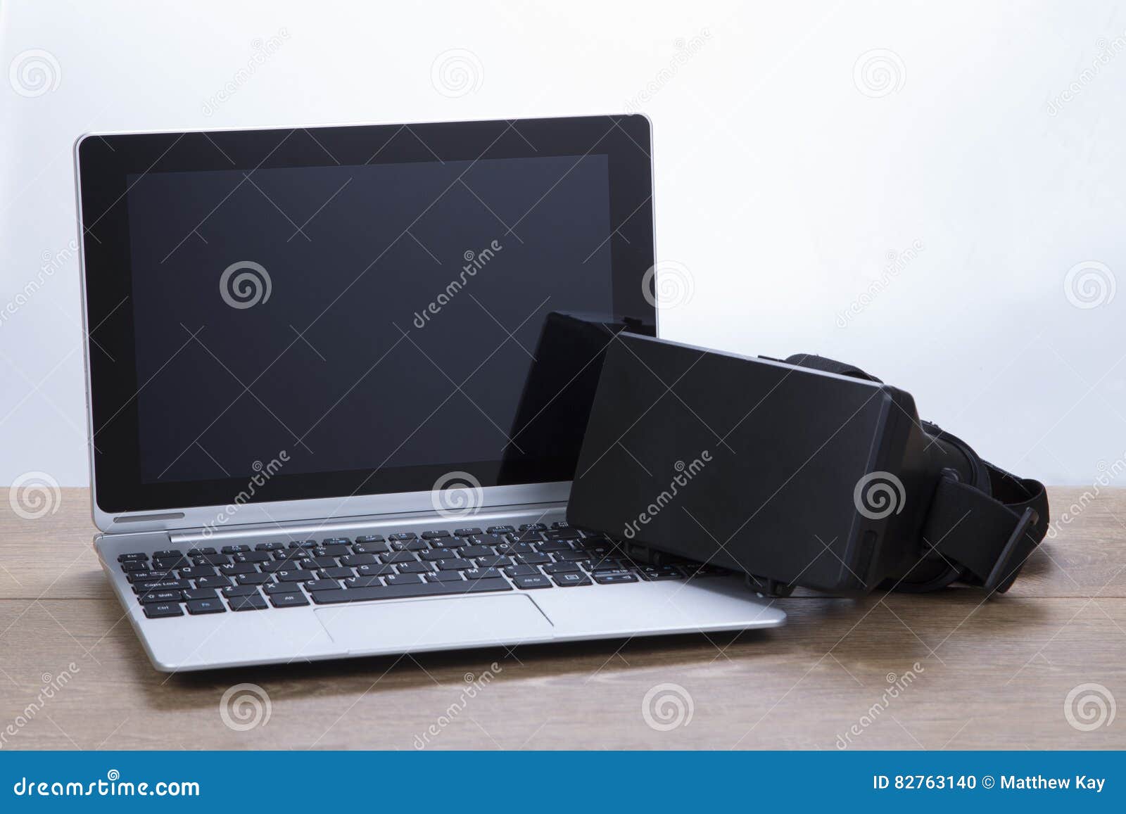 Laptop Computer with 3d Virtual Reality Goggles Stock Photo - Image of ...