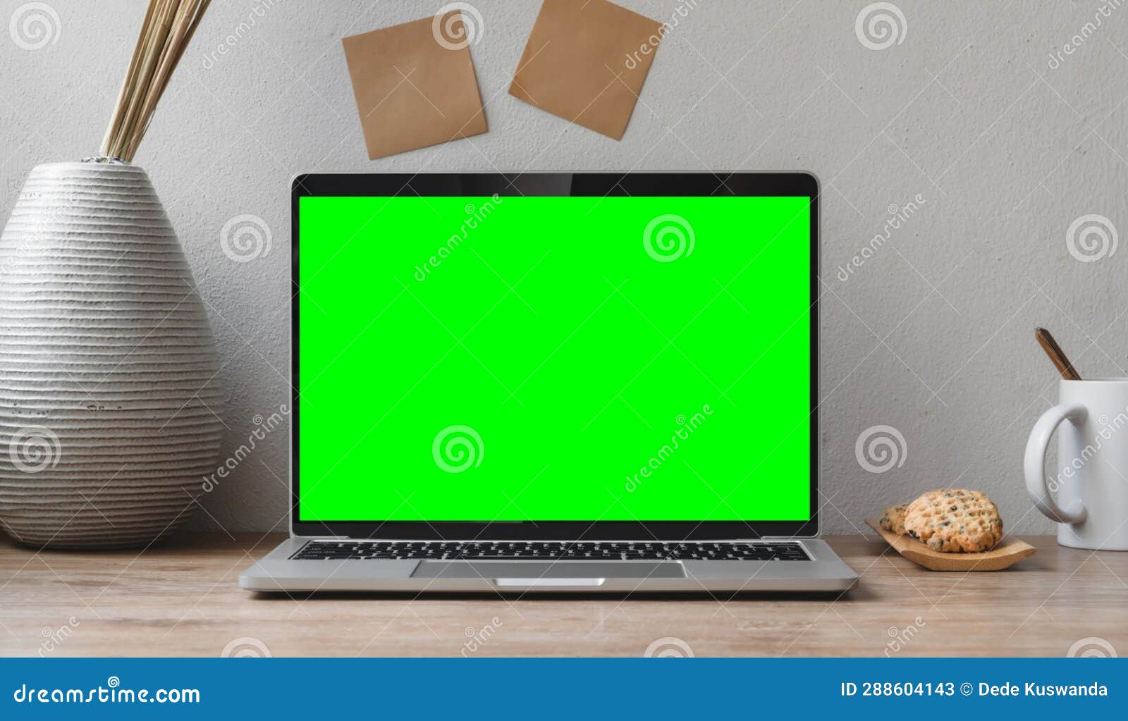 Laptop Green Screen, Background Green. Stock Illustration ...