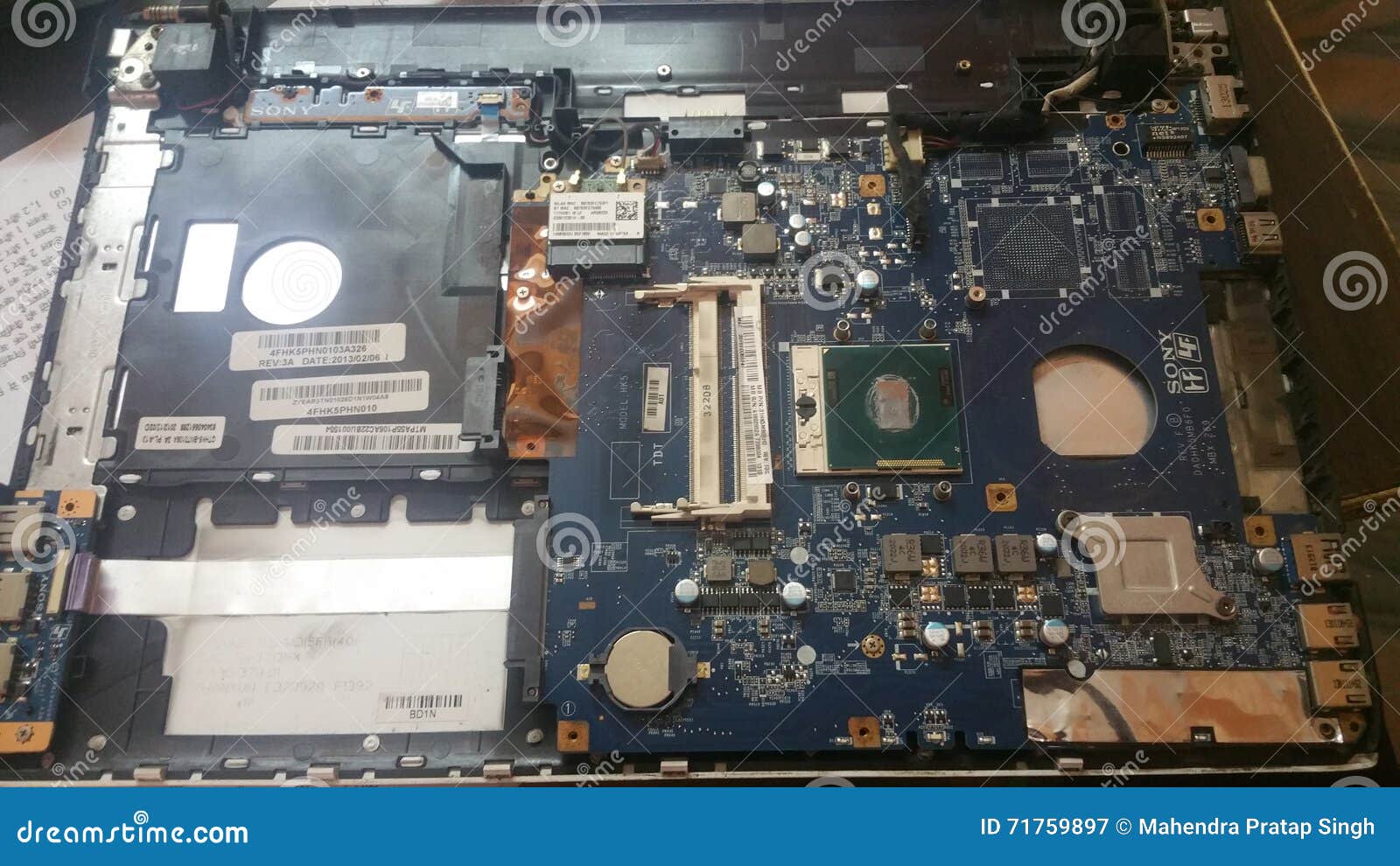 Laptop editorial photography. Image of mother, laptop - 71759897