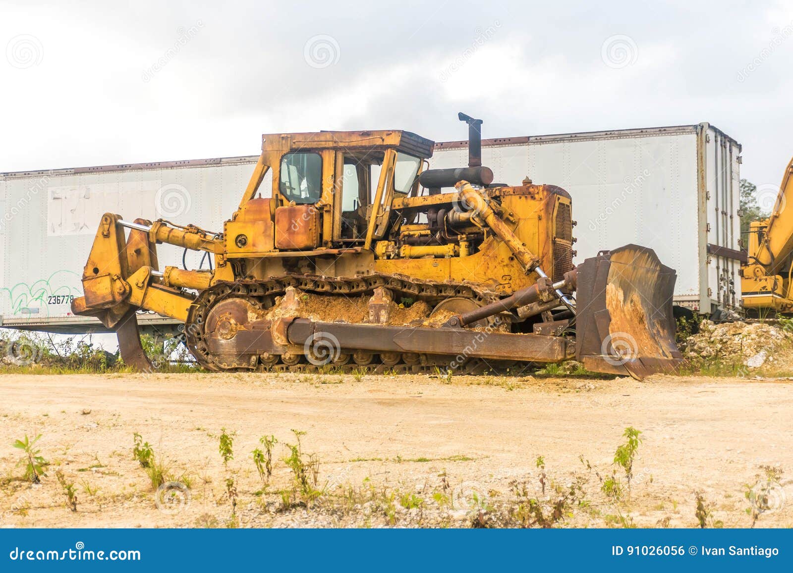 Large Abandoned Construction Tractor Stock Photo - Image of corroded ...