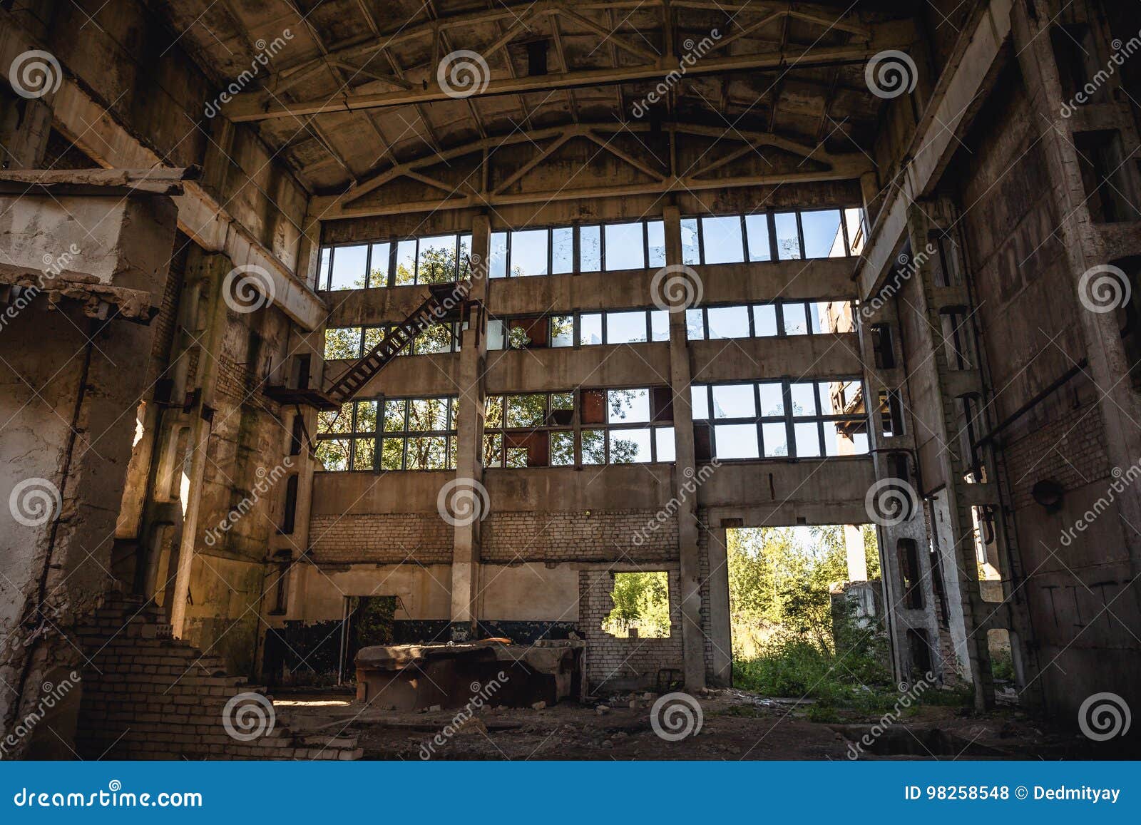 Large Abandoned Factory Building or Warehouse Stock Photo - Image of ...