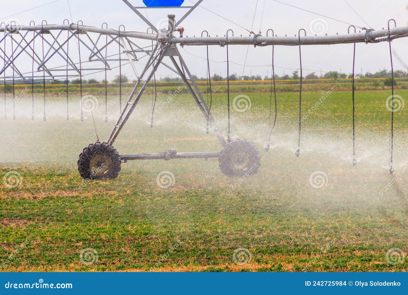 Large Agricultural Irrigation System in Field Stock Photo - Image of ...