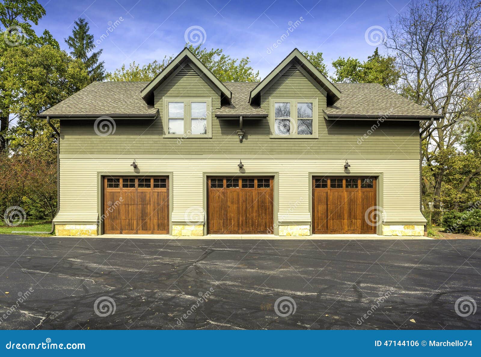4,370 Garage American Car Stock Photos - Free & Royalty-Free Stock ...