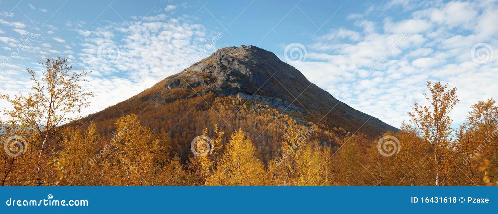 Large Ancient Extinct Volcano Stock Photo - Image of landmark, lava ...