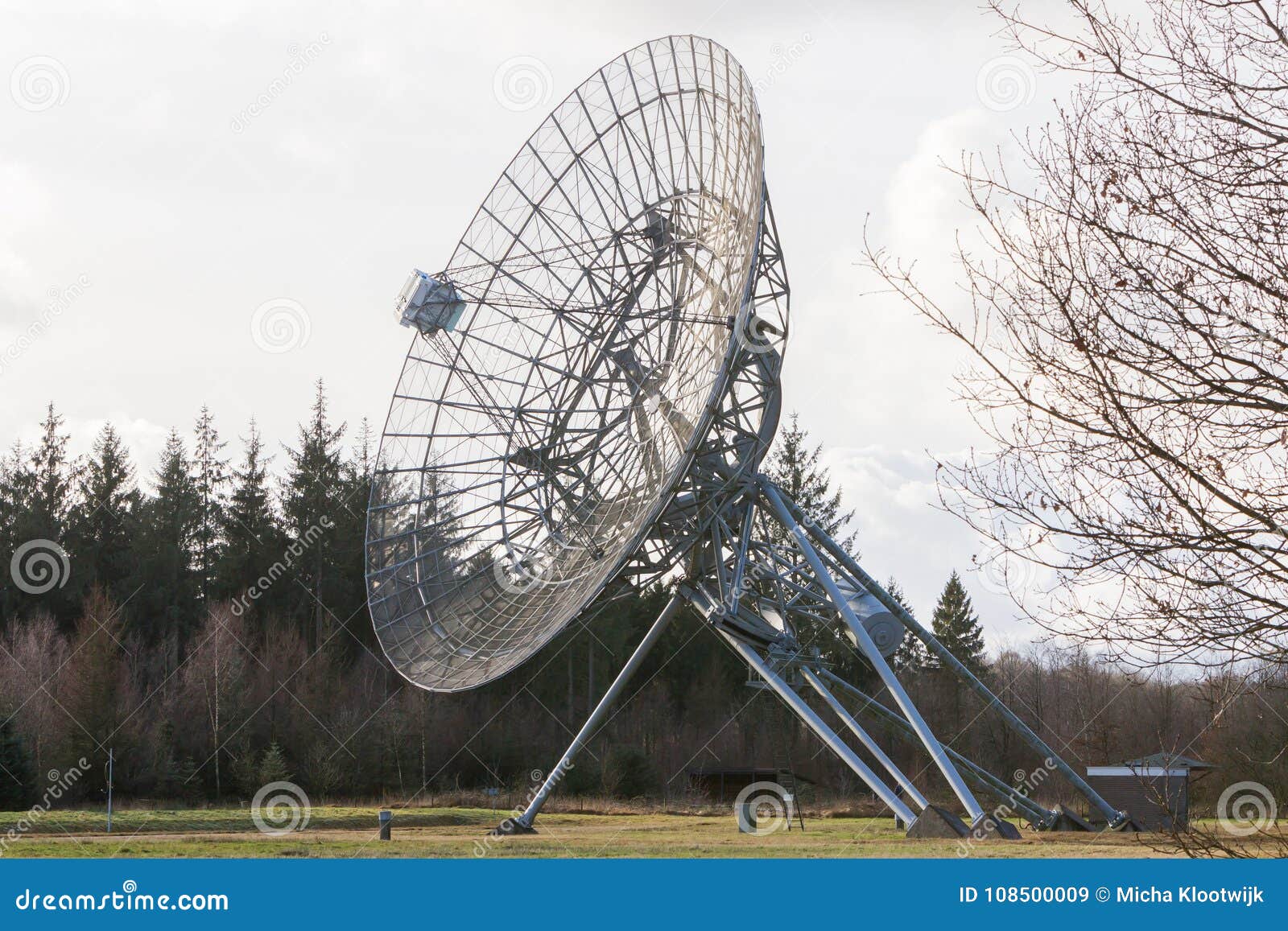 Large Array Radio Telescope Stock Image - Image of telescope, antenna ...
