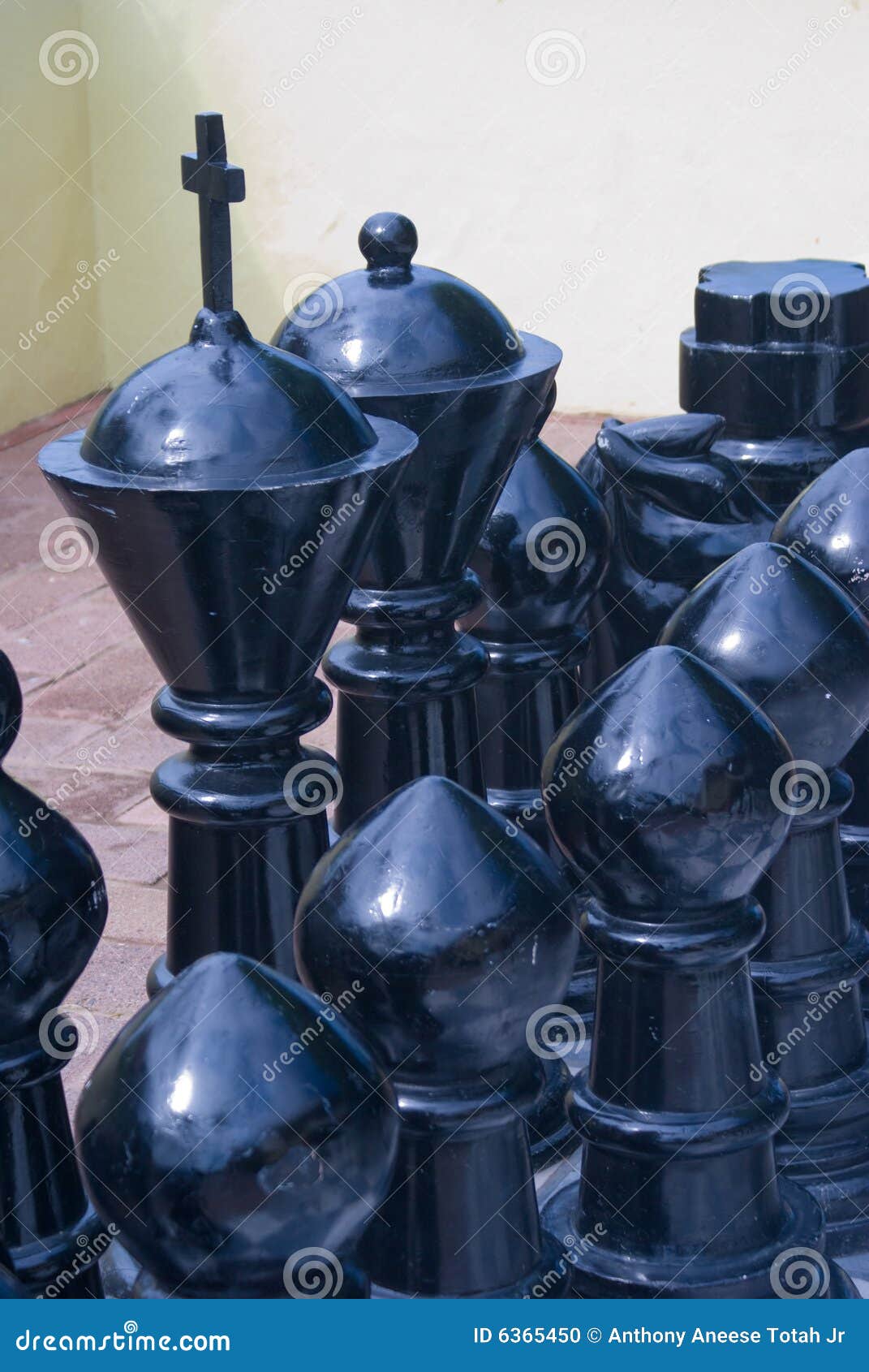 Large Black Labrador Running Through Water Stock Image | CartoonDealer ...