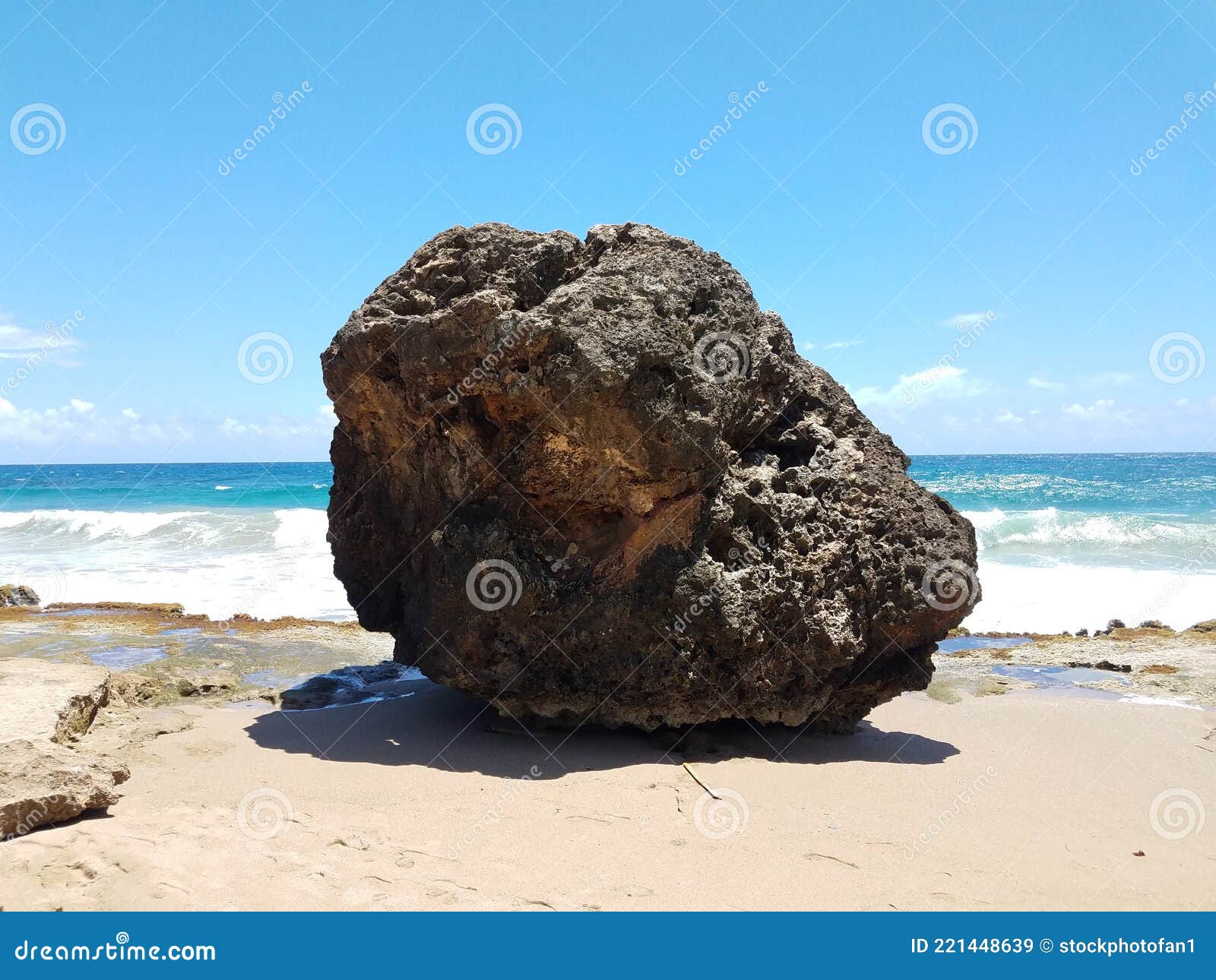 Large Boulder on the Beach with Ocean and Waves Stock Image - Image of ...