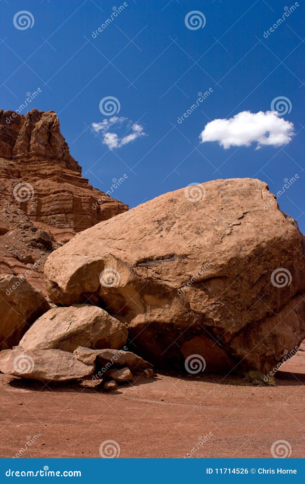 Large boulder in desert stock photo. Image of utah, desert - 11714526