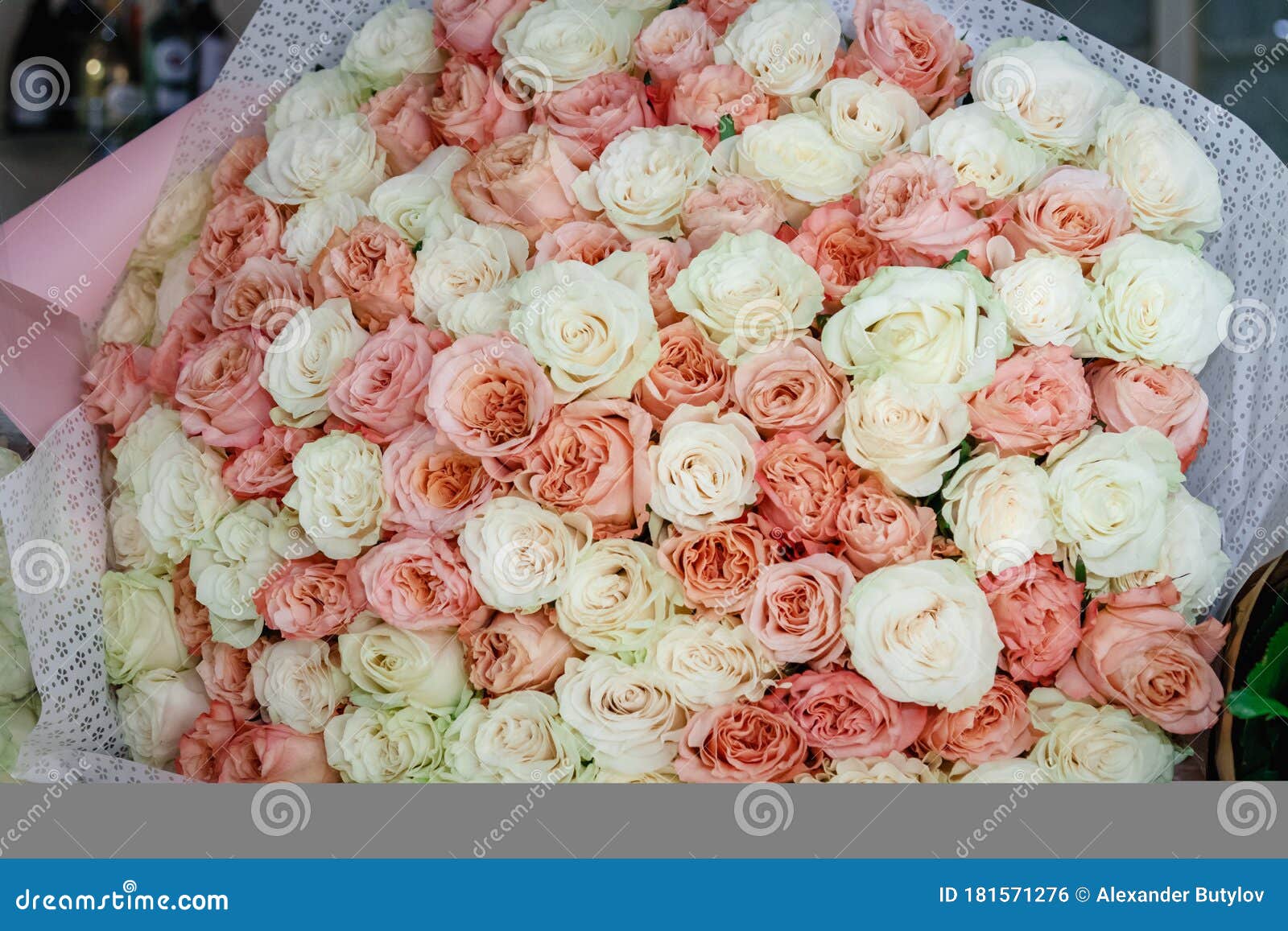 A Large Bouquet of White and Cream Roses Stock Photo - Image of romance ...