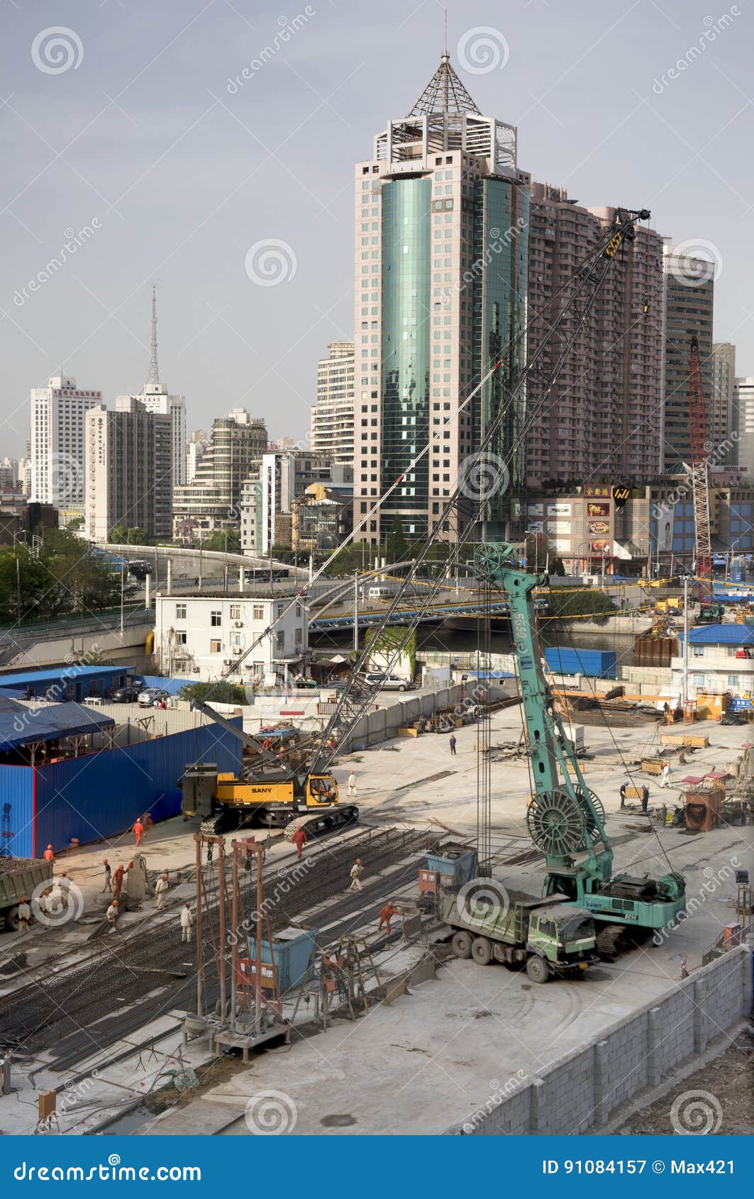Large Building Construction Site, Shanghai Editorial Photography ...