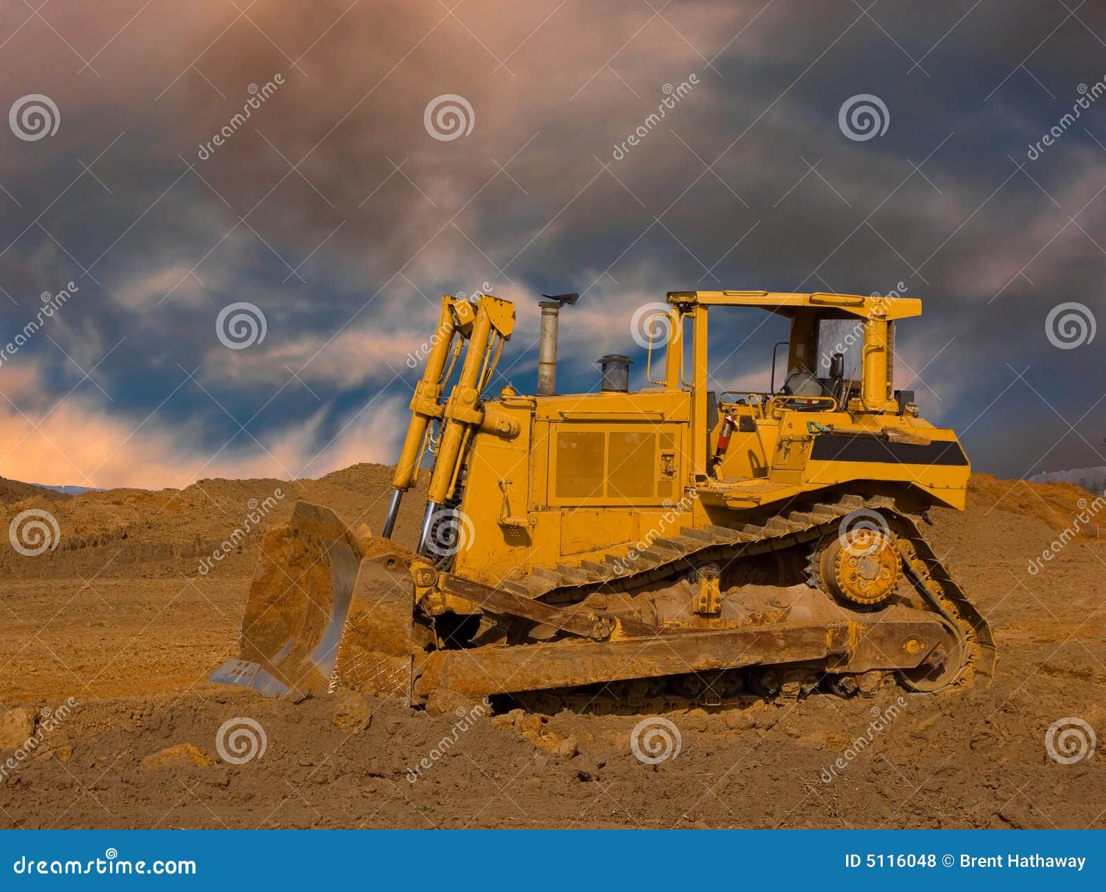 Large Bulldozer Picture. Image: 5116048