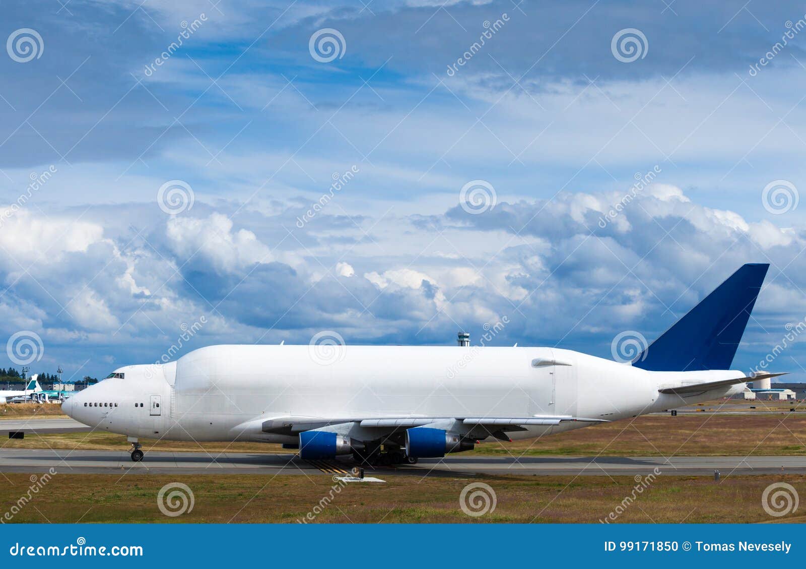 Large Cargo Plane on Runway Stock Photo - Image of tarmac, power: 99171850