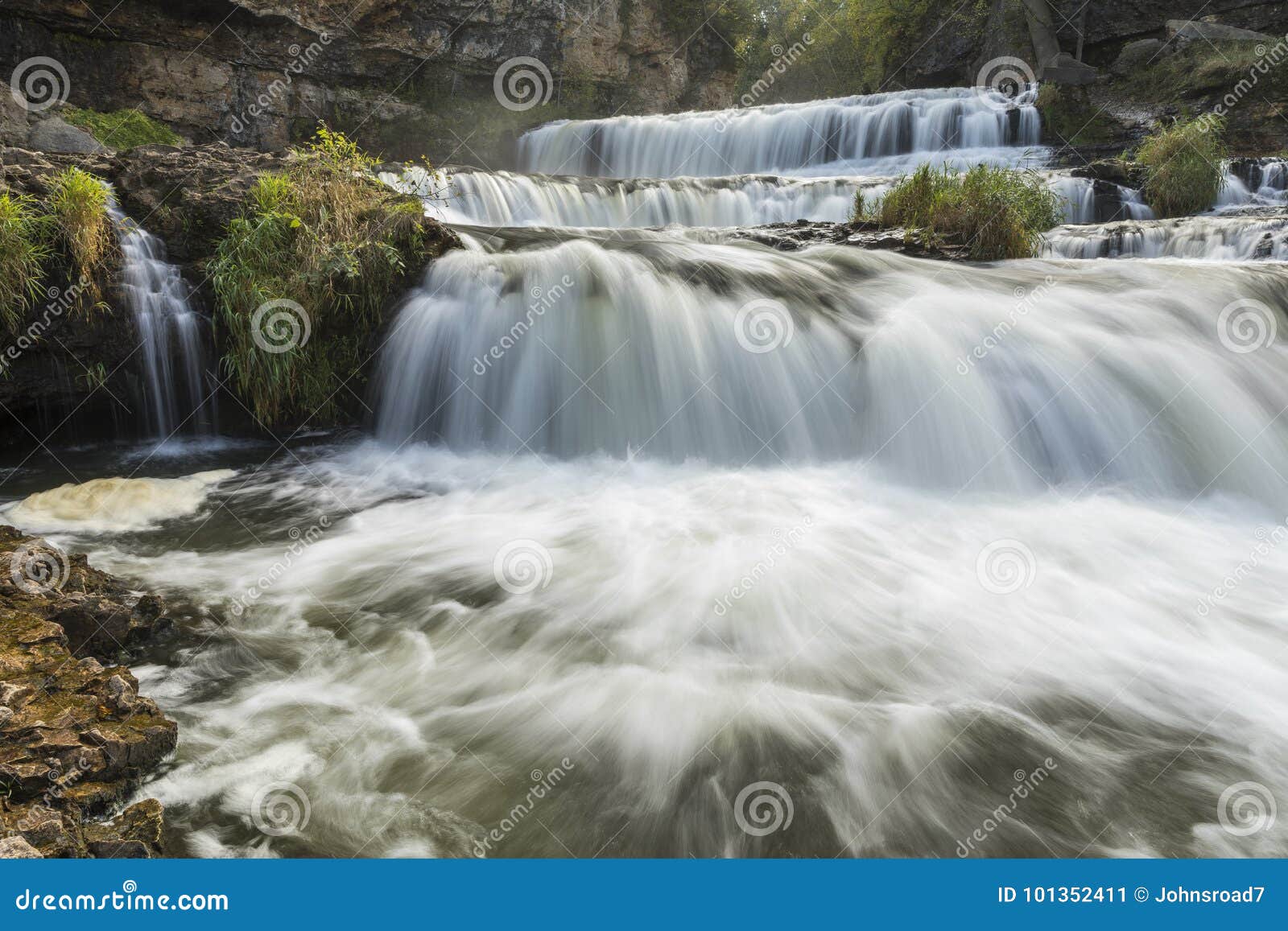 Willow River Waterfall stock image. Image of rock, water - 101352411