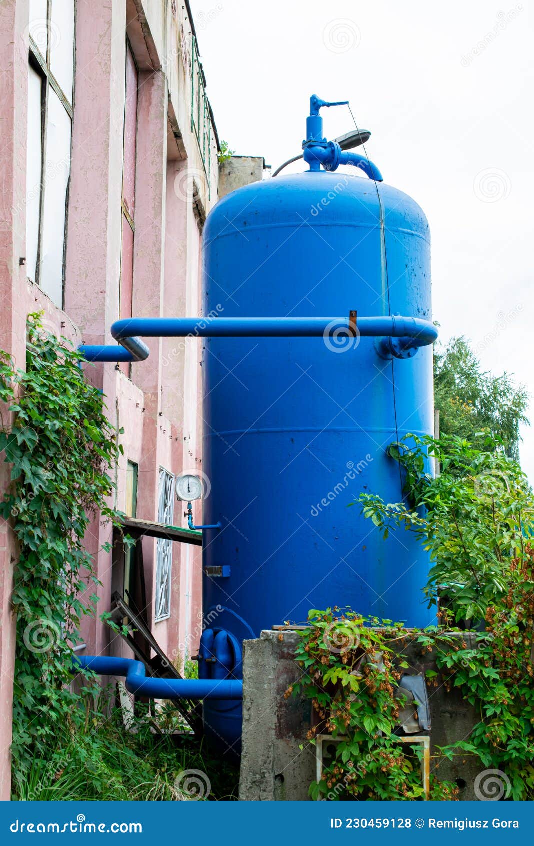 Large Compressed Air Compressor Tank Stock Photo - Image of reservoir ...