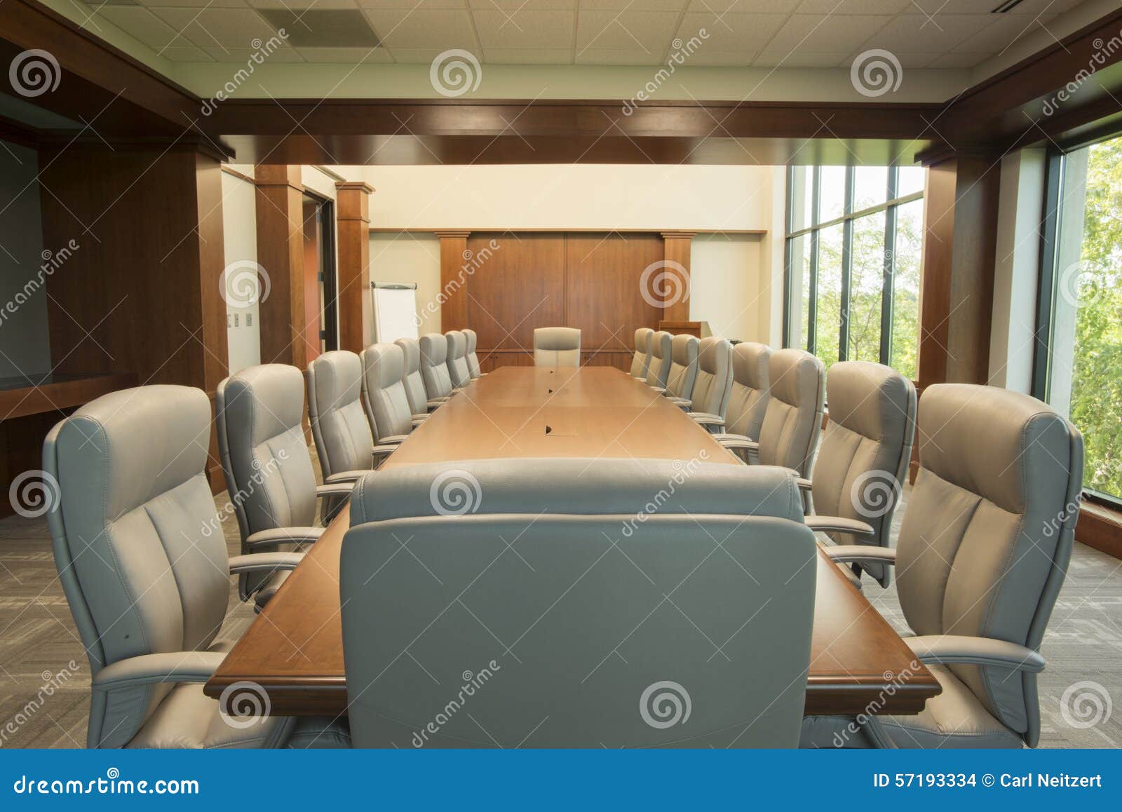 414 Small Empty Conference Table Stock Photos - Free & Royalty-Free ...