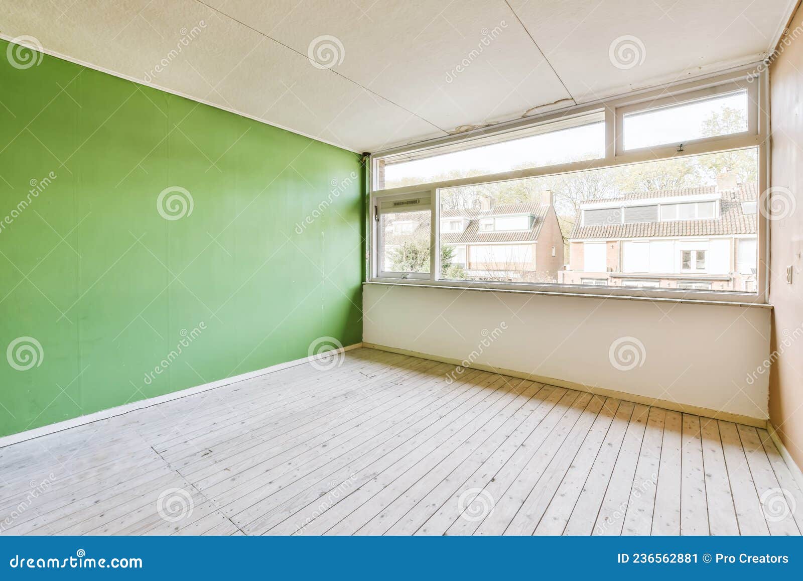 Large Cozy Empty Room with Window Stock Image - Image of decorative ... Large Cozy Empty Room with Window Stock Image - Image of decorative ...