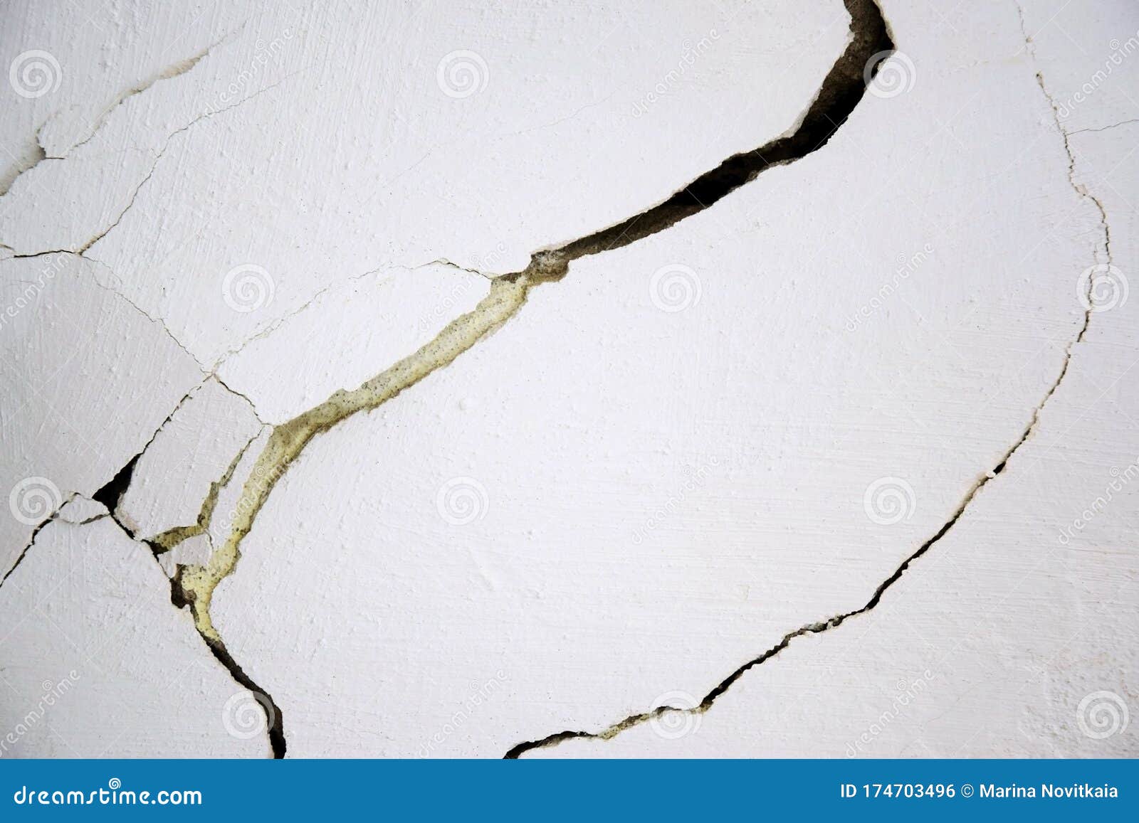 Large Cracks on a White Wall, Abstract Image of a Crevice Network Stock ...