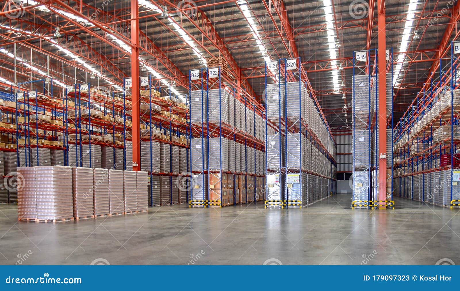 Large Distribution Warehouse Full of Cargo Stack on Rack System. Stock ...