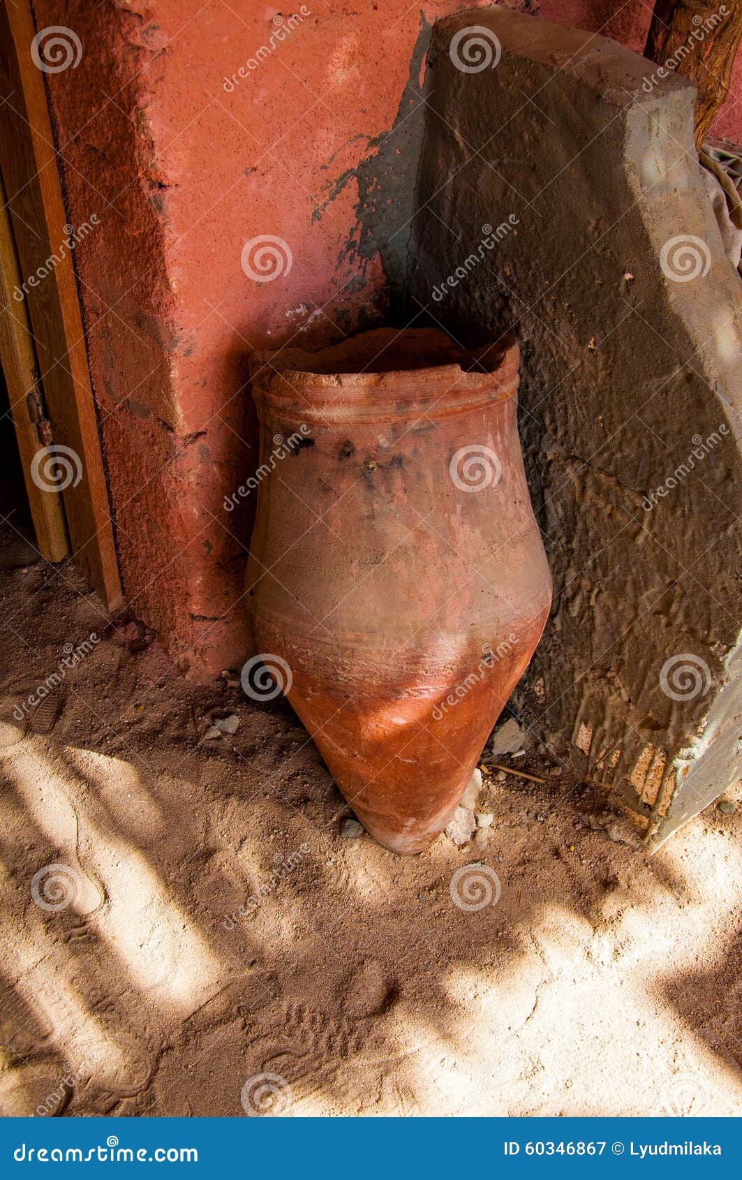 A large earthen vessel stock image. Image of shelf, creative - 60346867