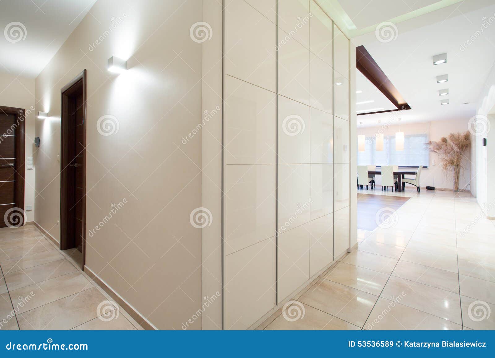 Large elegant hallway stock image. Image of hallway, comfort - 53536589