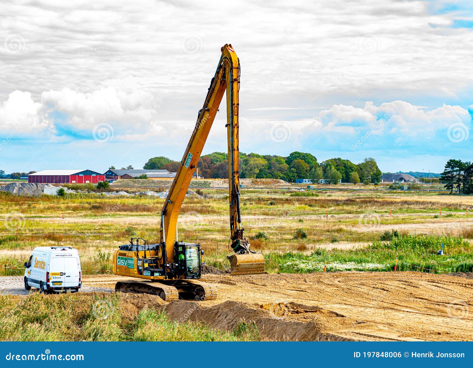 Large Excavator Working at a Construction Site Editorial Photo - Image ...