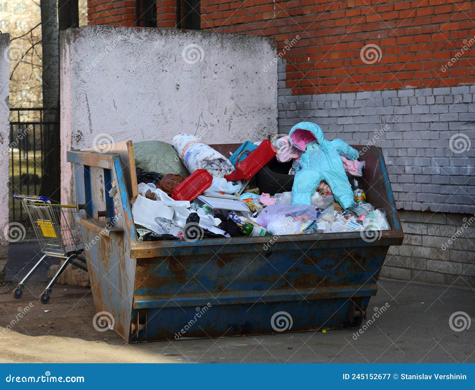 Large Garbage Container, Big Dumpster Full of Garbage Stock Image ...