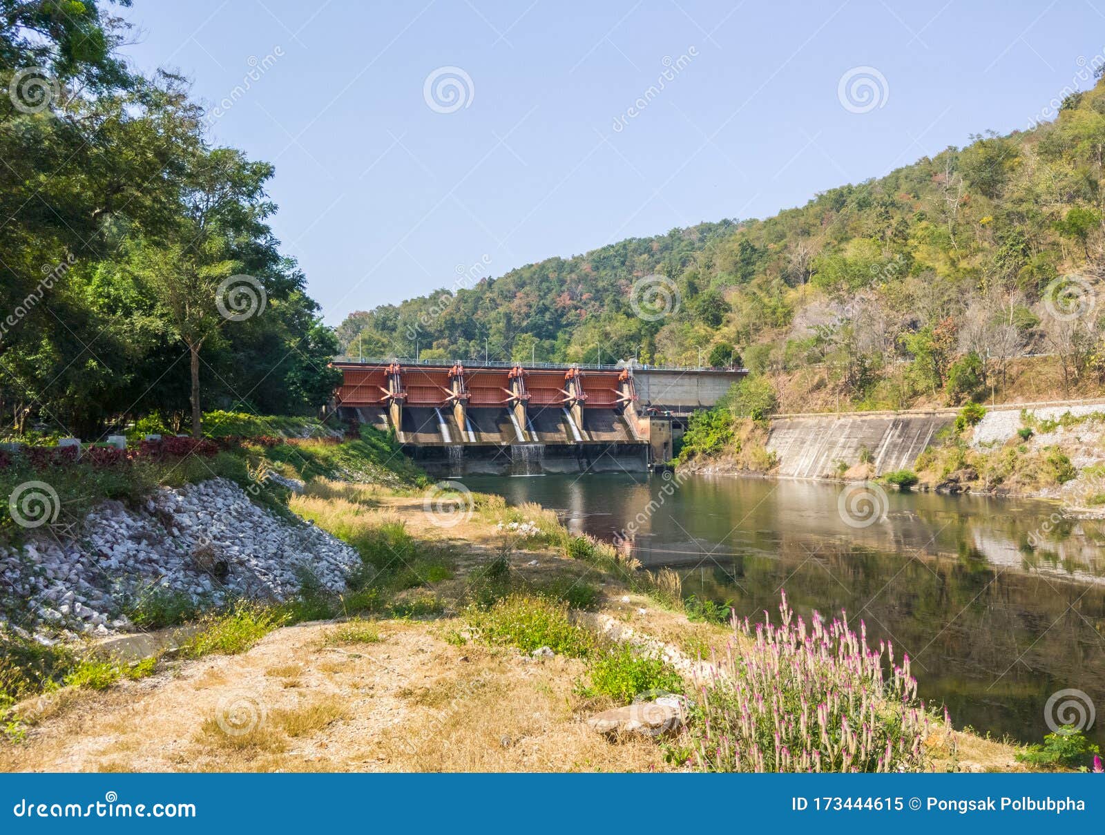 The Large Gate of the Impounding Dam for the Irrigation System Stock ...