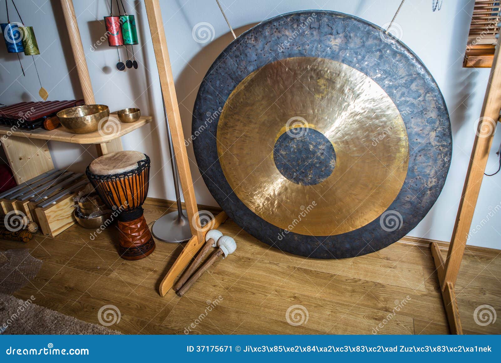 Large gong stock image. Image of bell, hitting, hammer - 37175671