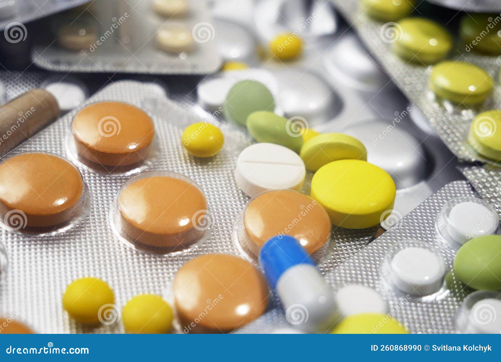 Large Group of Assorted Capsules, Pills, Tablets and Blisters ...