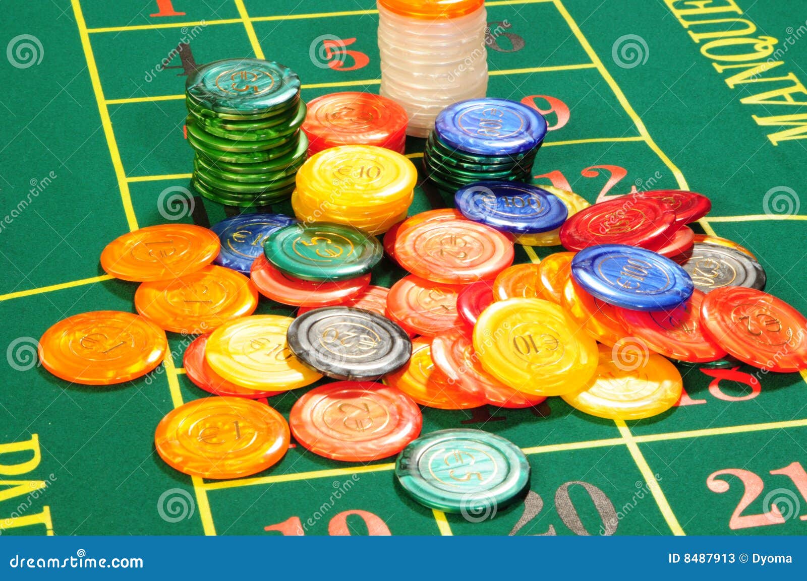 Large Group of Chips on Green Baize Stock Image - Image of night, black ...