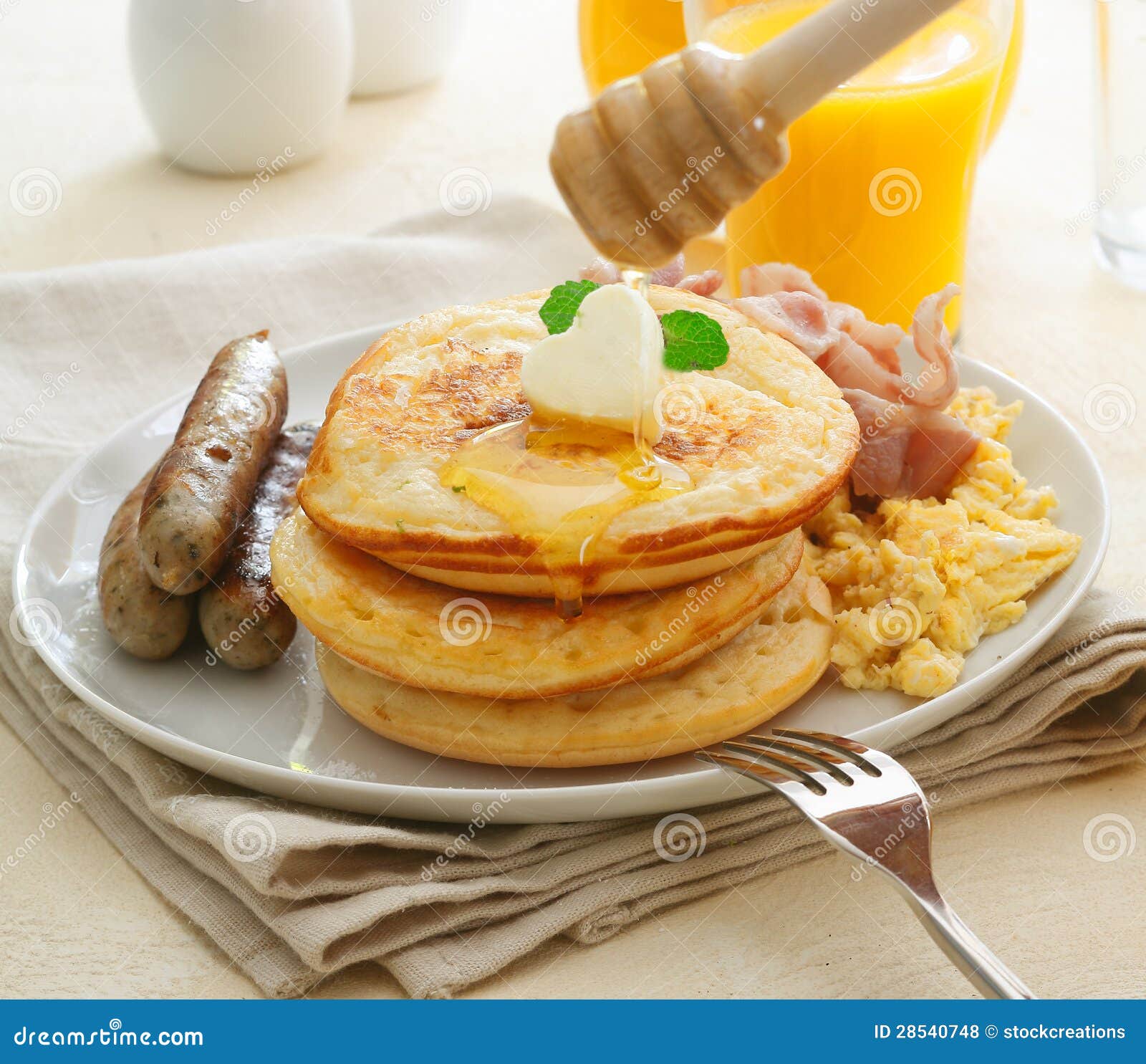 Large Hearty Cooked Breakfast Stock Photo - Image of diet, eggs: 28540748
