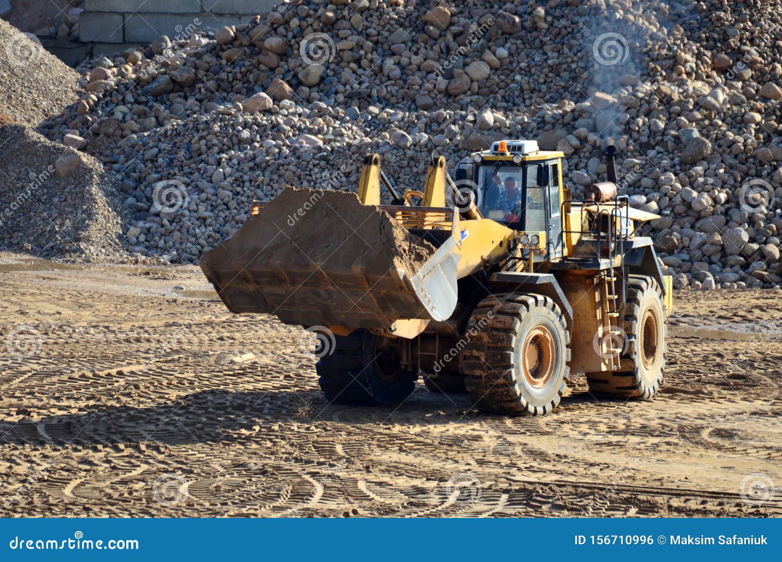 Large Heavy Front-end Loader or All-wheel Bulldozer for Mechanization ...