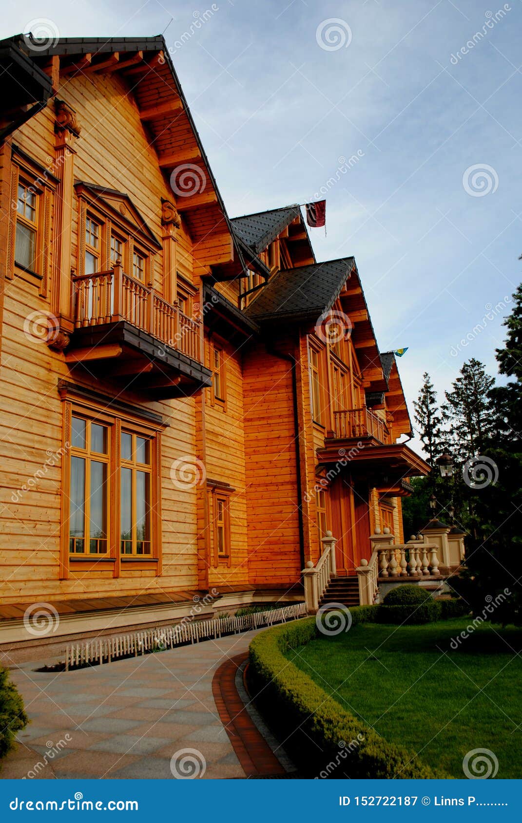 Large hunting lodge stock image. Image of large, mansion - 152722187
