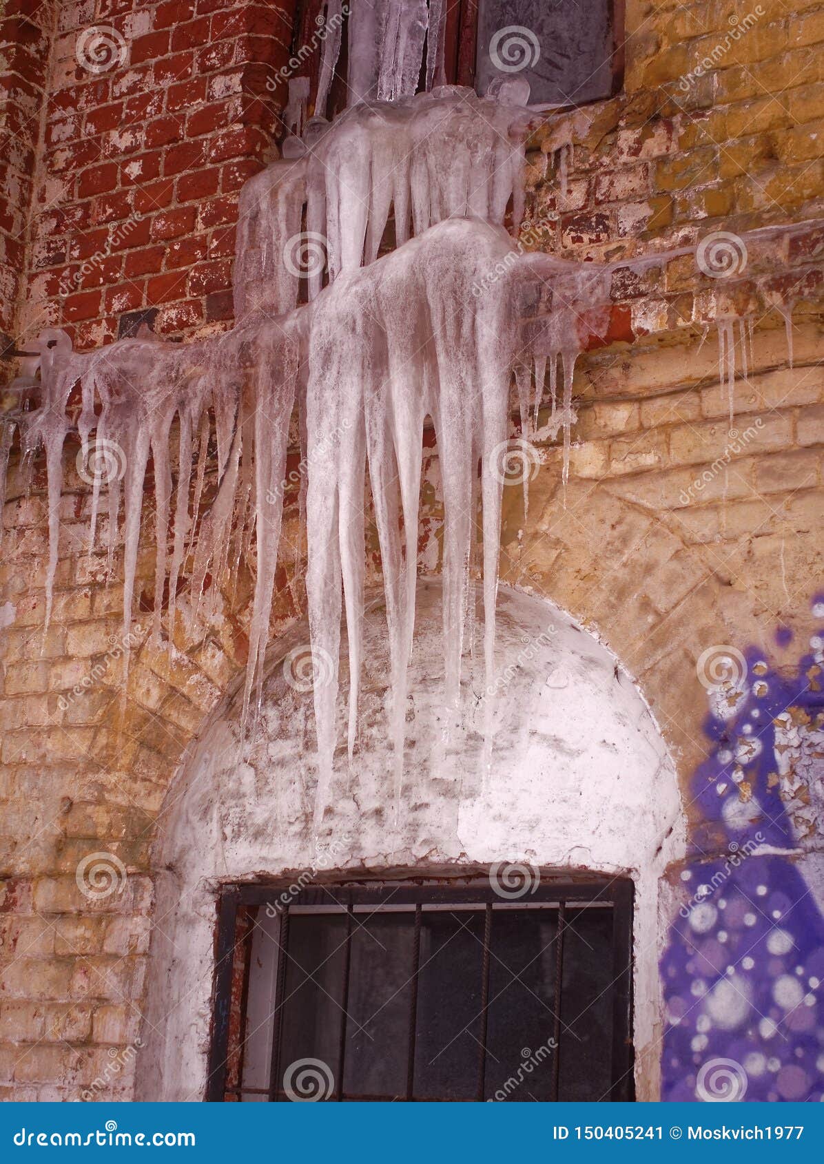 Large Icicles Hanging from an Old Brick House Stock Image - Image of ...