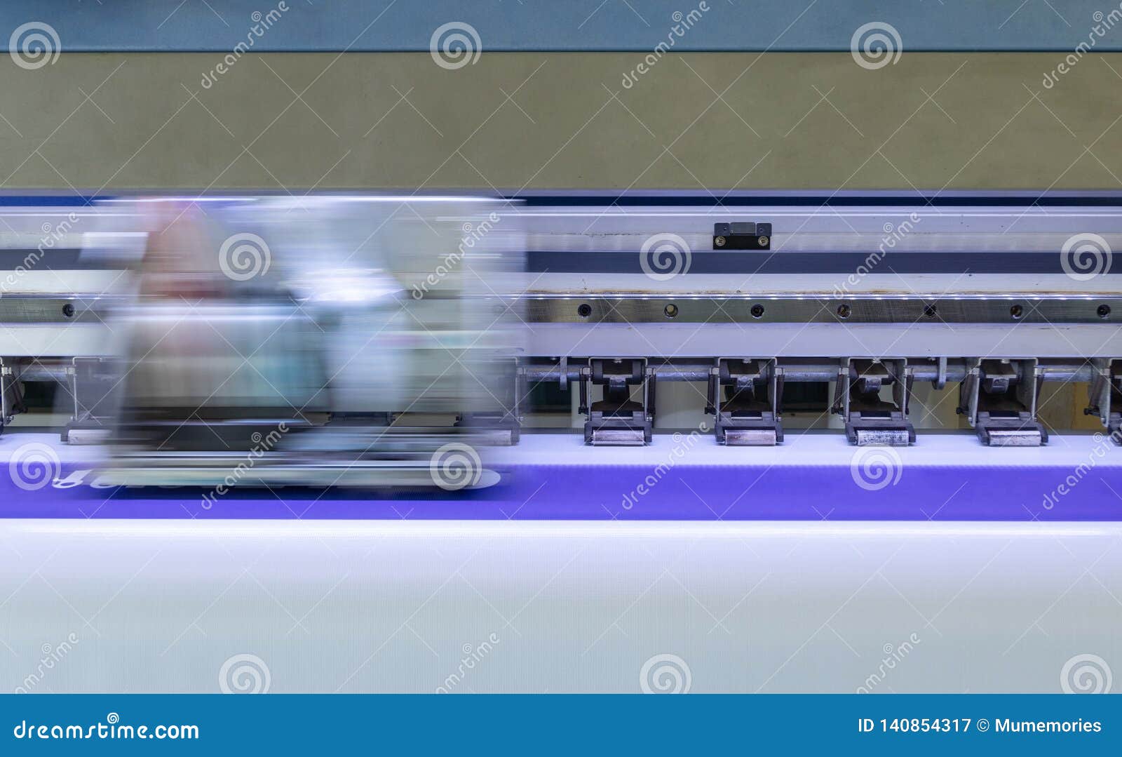 Large Inkjet Printer with Head Printing on Vinyl Banner Stock Image ...