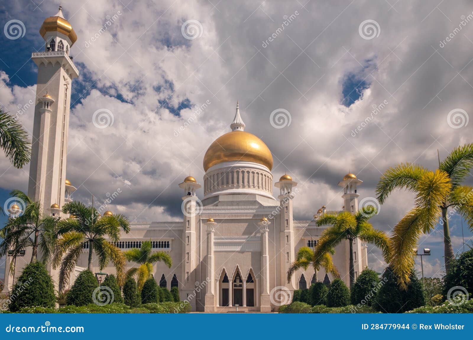 Large Islamic Mosque in Brunei on the Island of Borneo Stock Photo ...