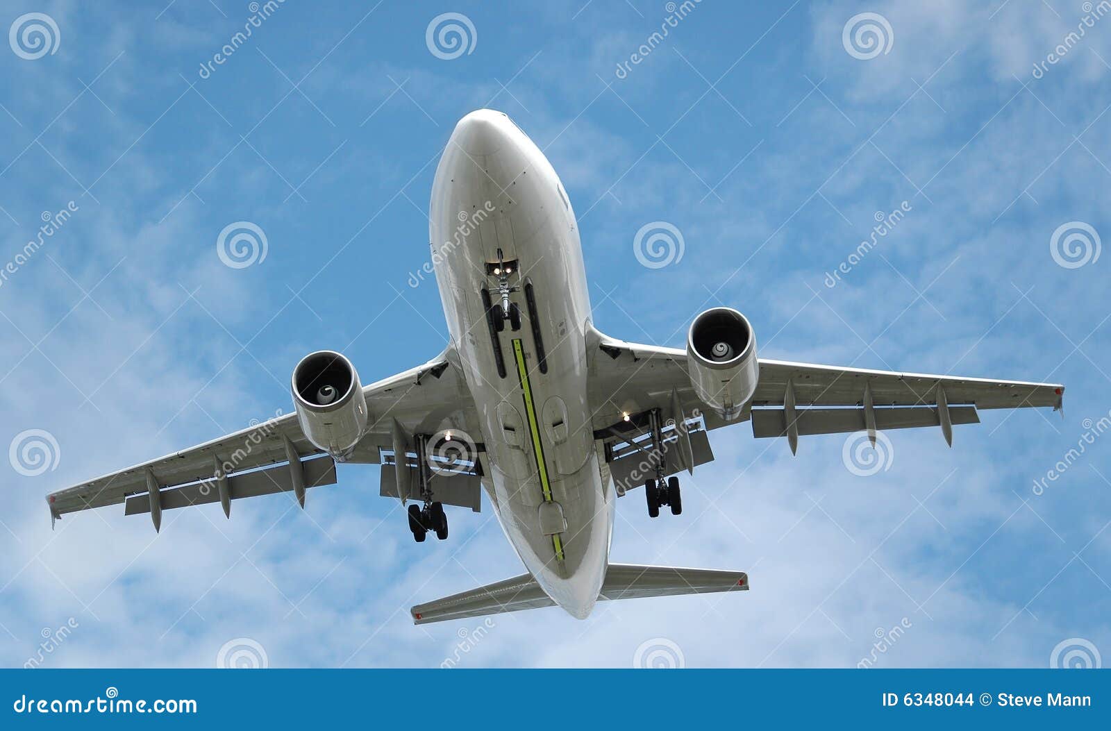 Large jet aircraft stock photo. Image of approach, airline - 6348044