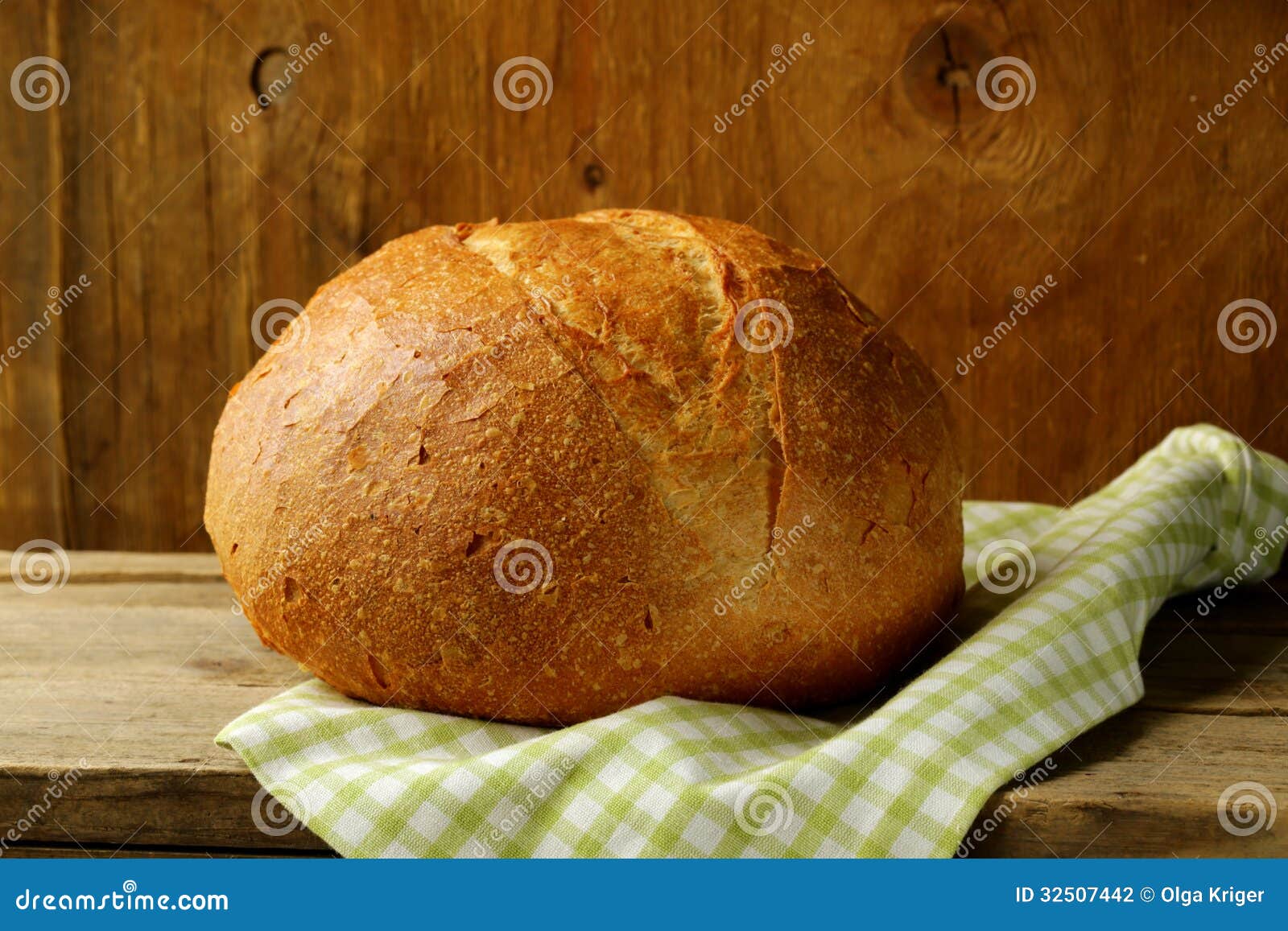 Large Loaf of Homemade Bread Stock Photo - Image of gourmet, meal: 32507442