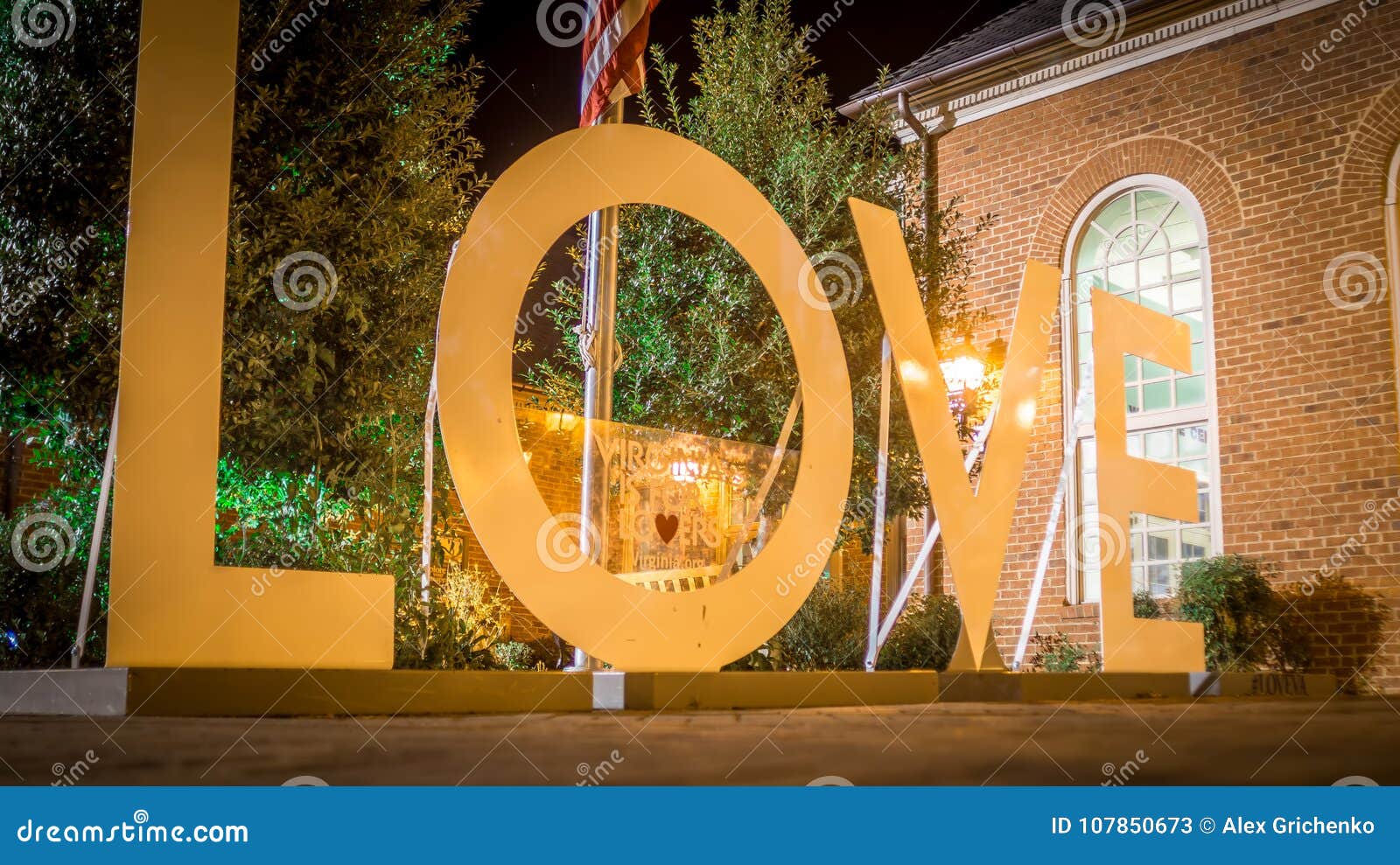 Large Love Sign at Rest Area in Virginia Editorial Stock Photo - Image ...