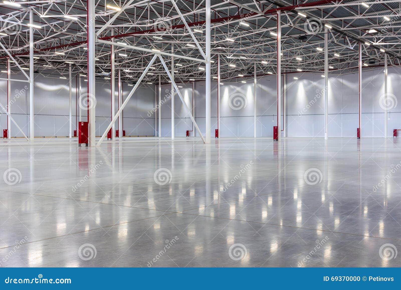 Large Modern Empty Warehouse Stock Photo - Image of packaging, plant ...