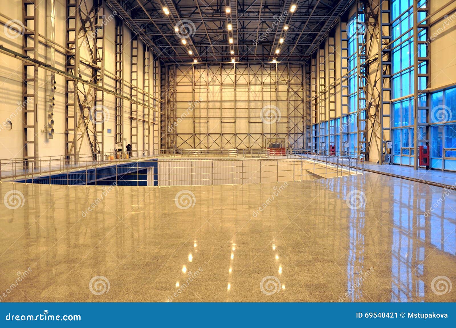 Large Modern Industrial Brightly Lit Room Stock Image - Image of ...